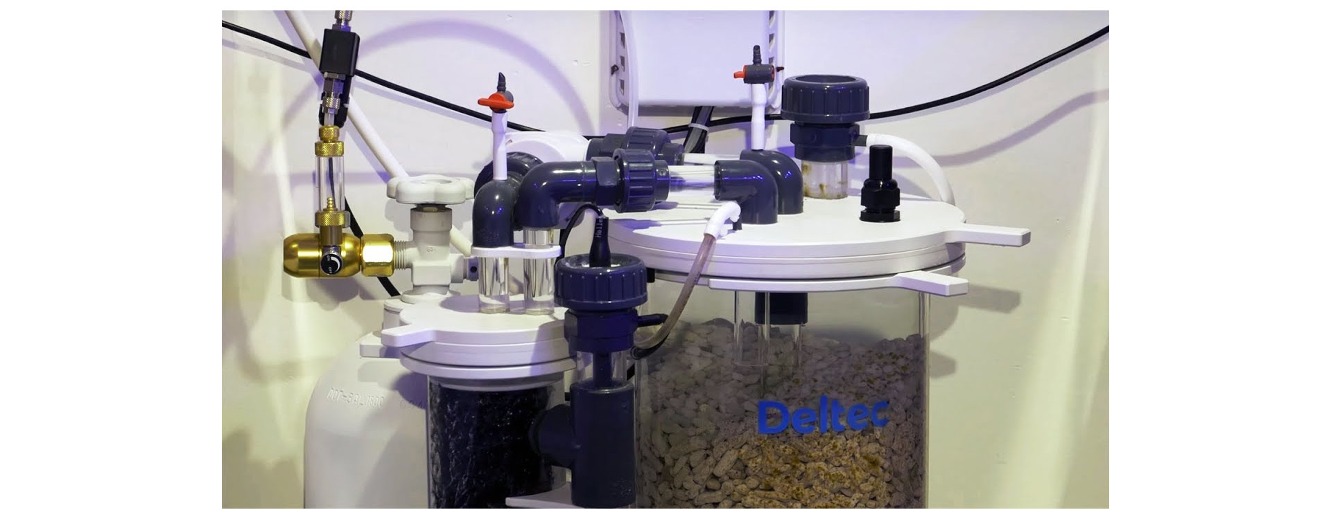 Choosing Between the Balling Method and Calcium Reactor in a Reef Aquarium